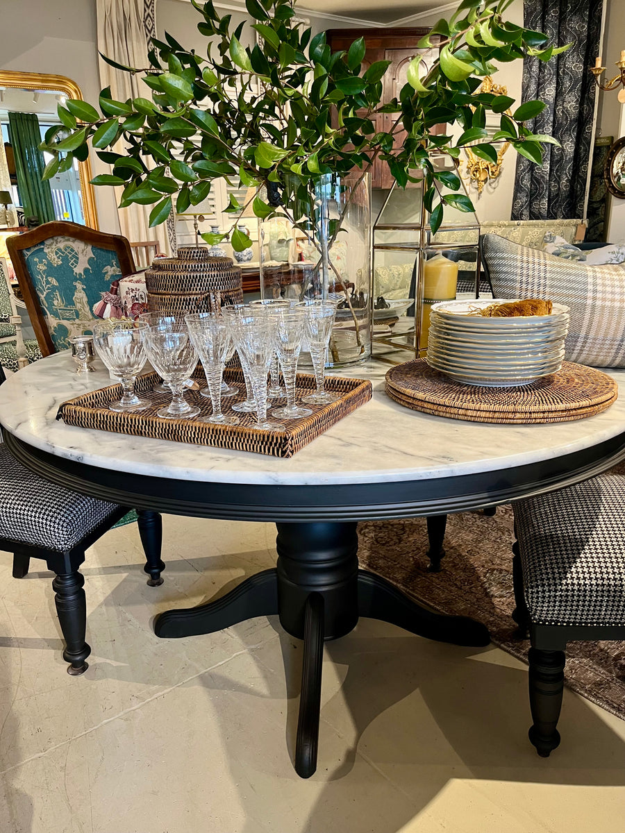 Round Carara Marble Dining Table 1400mm dia – Kit & Caboodle NZ